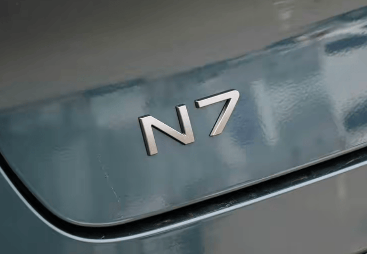 中大型车日产 N7：11.99 万起的价格，或改写中国电动车市场格局？_搜狐汽车_搜狐网