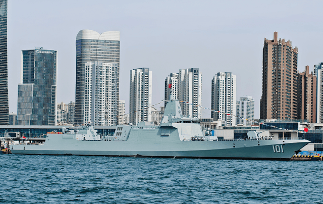 第12艘055下水，一堆052D等待交付 - 特约评论