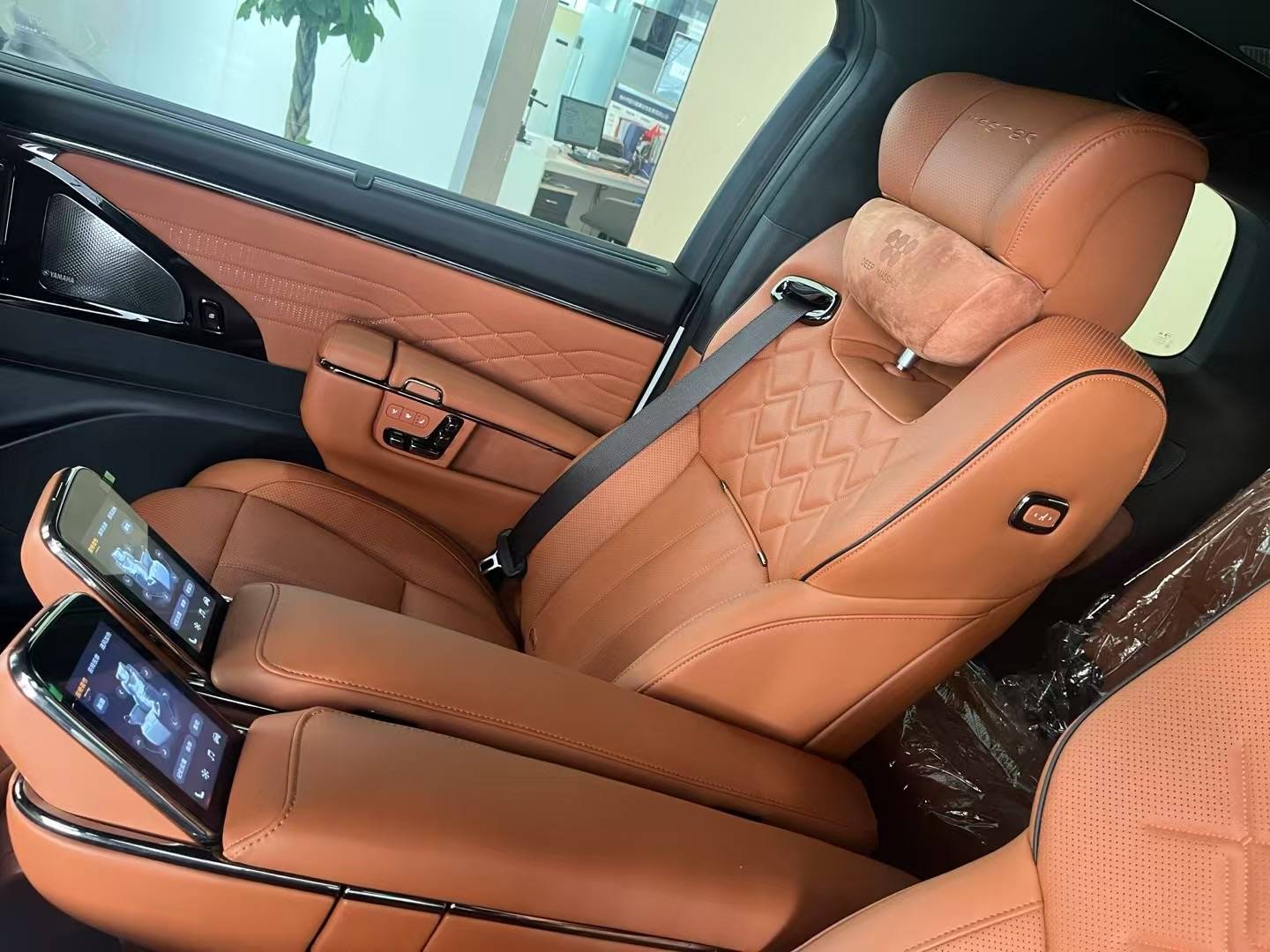 传祺向往M8乾崑版到店！搭载华为“全家桶”，目标锁定腾势D9 DM-i_搜狐汽车_搜狐网