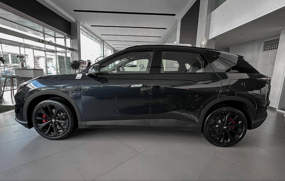 极狐阿尔法T5对比深蓝S07，谁才是更值得推荐的15万级新能源SUV？_搜狐汽车_搜狐网