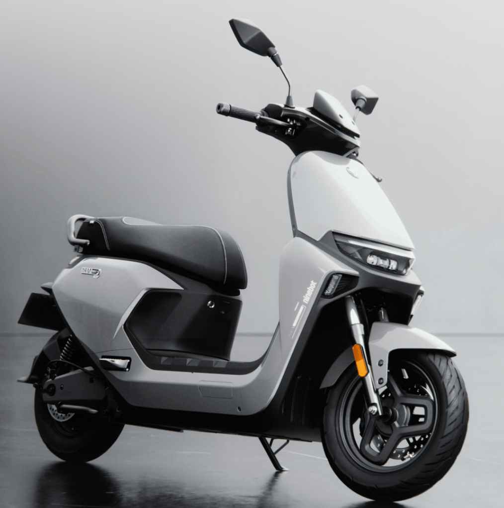 上下班代步电摩怎么选?100KM真续航,九号电动M95c+ Mk2体验越级_搜狐汽车_搜狐网