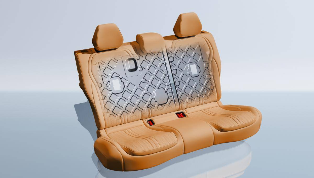 银河L7 EM-i试驾：7.7秒破百+3L油耗，家用车卷成新标杆？_搜狐汽车_搜狐网