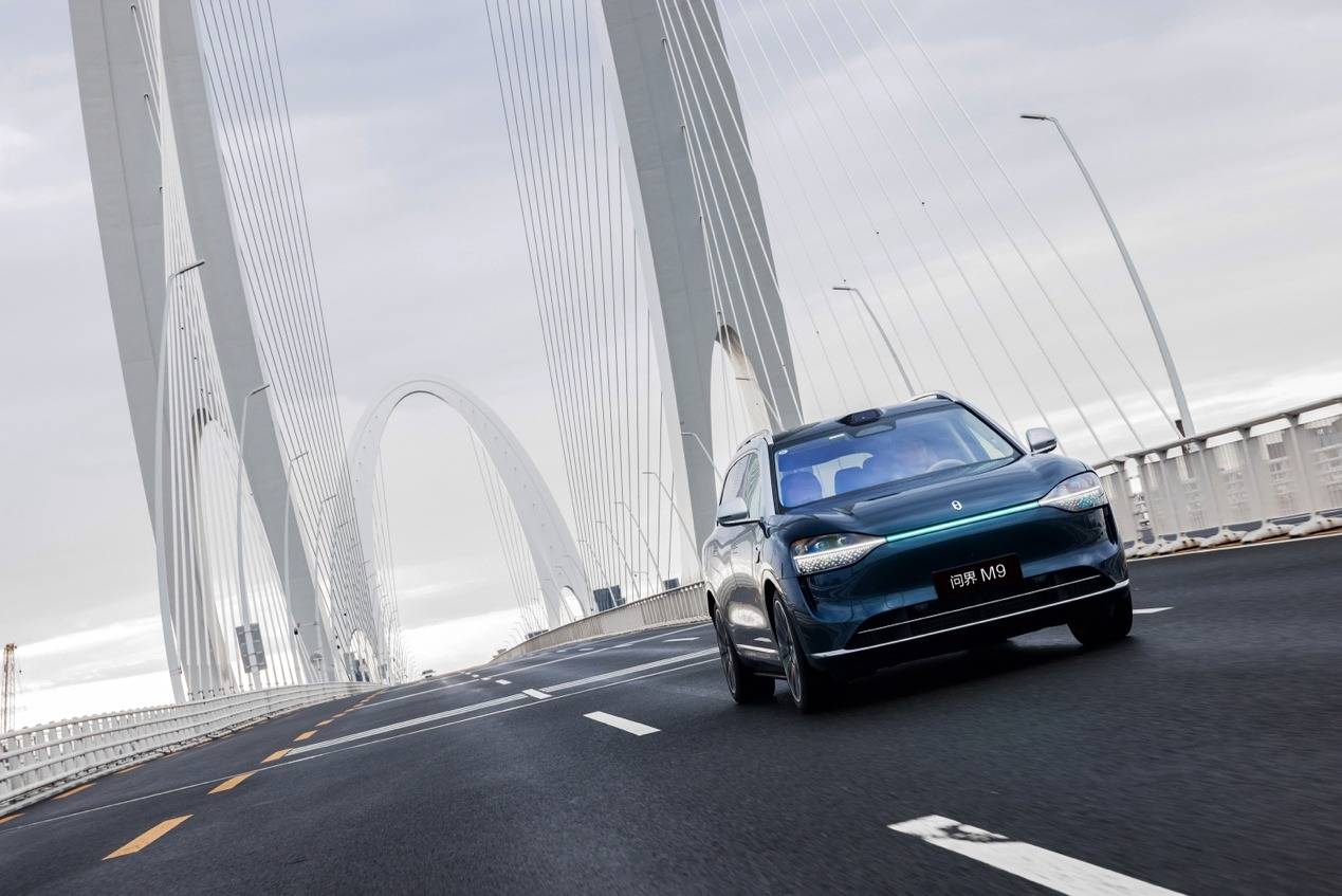 全程无断点，跨城更轻松！问界 M9 OTA 升级“惊喜”太多了_搜狐汽车_搜狐网