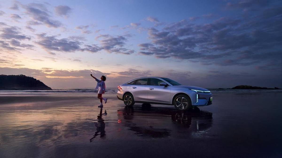 性价比之王来袭！你就说6.98万起的银河 L6 EM-i 香不香？_搜狐汽车_搜狐网