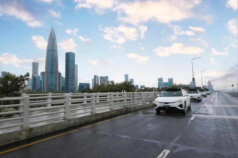 L4技术实现商业化！极狐阿尔法T5 Robotaxi量产在深圳推进落地_搜狐汽车_搜狐网