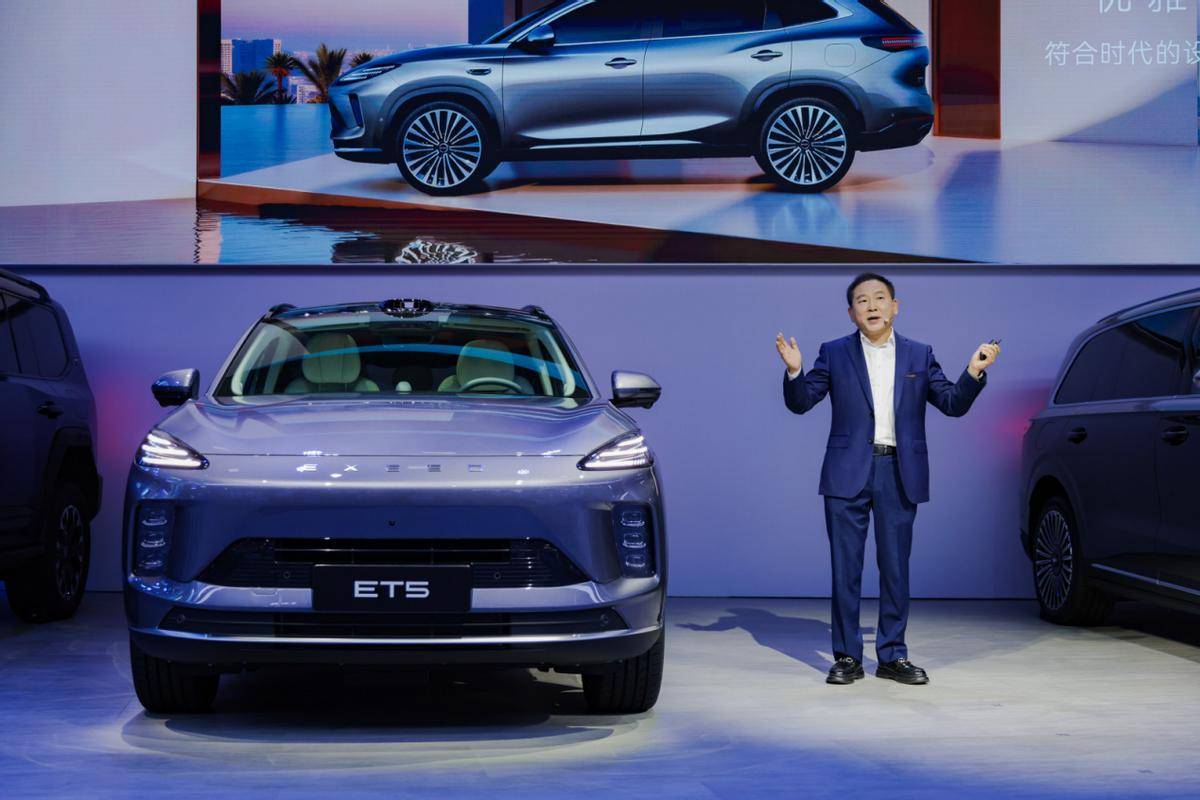 星途ET5成都全球首秀：年轻家庭智慧安全SUV新选择_搜狐汽车_搜狐网
