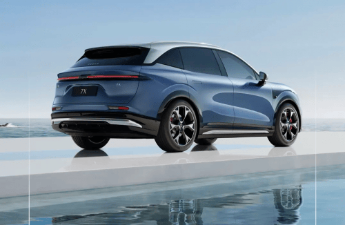 900V+Thor芯片，焕新极氪7X重新定义价值标杆_搜狐汽车_搜狐网