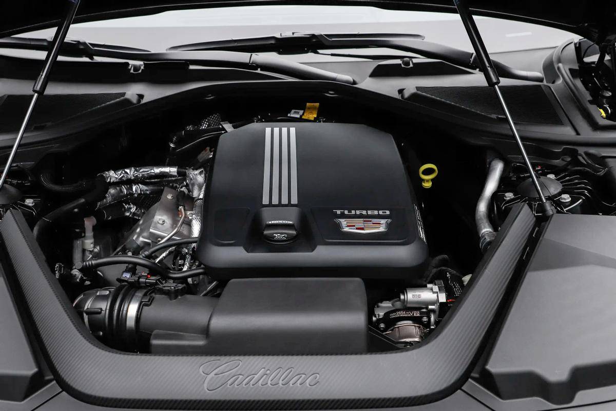 新款凯迪拉克CT6来袭，用上MRC4.0悬挂，门槛降到28万级_搜狐汽车_搜狐网