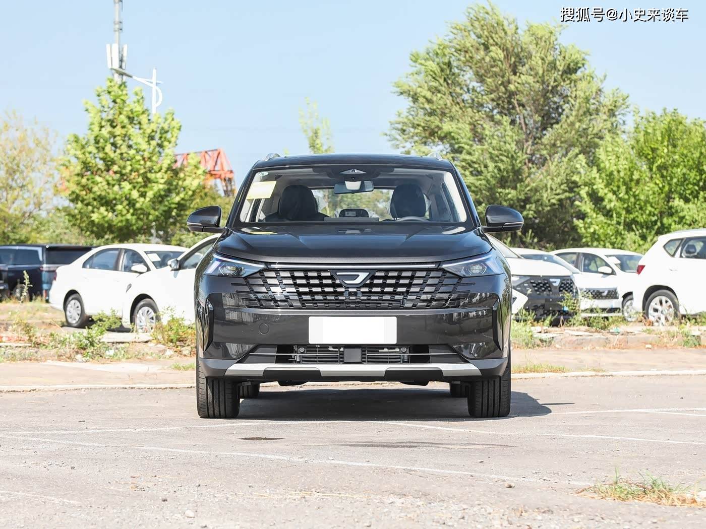 捷达中型SUV诚意价9.59万起！大尺寸车身很霸气，配1.4T+爱信6AT_搜狐汽车_搜狐网