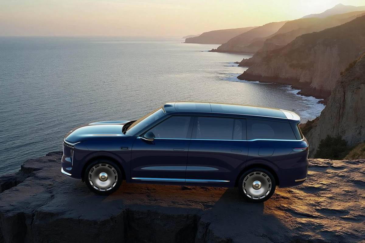 凝聚顶尖技术的旗舰之作 智己LS9如何颠覆30万级大六座SUV格局？_搜狐汽车_搜狐网