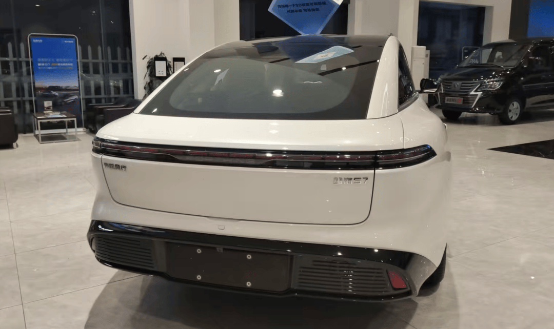 探店星海 S7 800V 超快充版 纯电轿车市场的新晋实力派_搜狐汽车_搜狐网