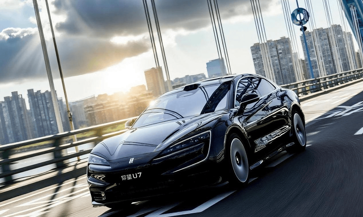 仰望U7的冬日提案 暖心的移动第三空间_搜狐汽车_搜狐网