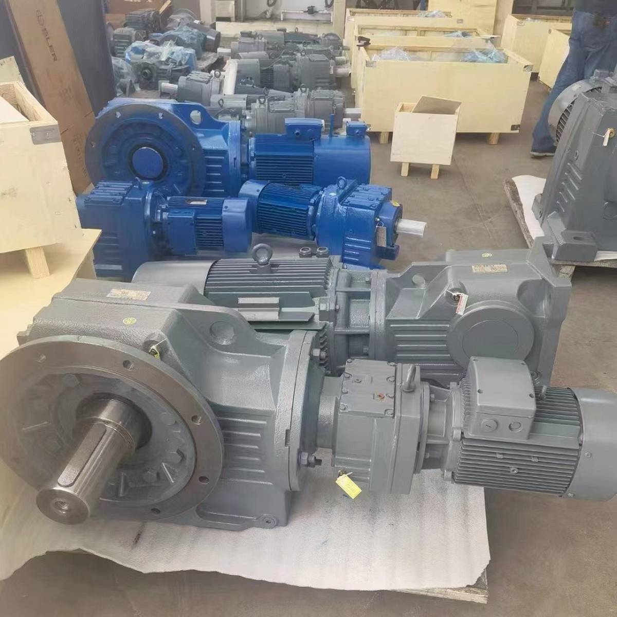 XWD5行星摆线减速机XWD5-43-3kw底脚尺寸XWD5-43-4KW的意思