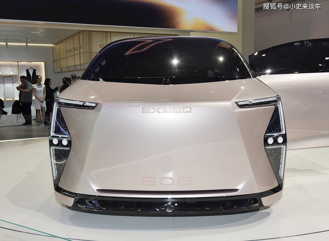 星纪元E08豪华MPV亮相！车长超5米2，内饰科技感十足，能否撼动市场？_搜狐汽车_搜狐网