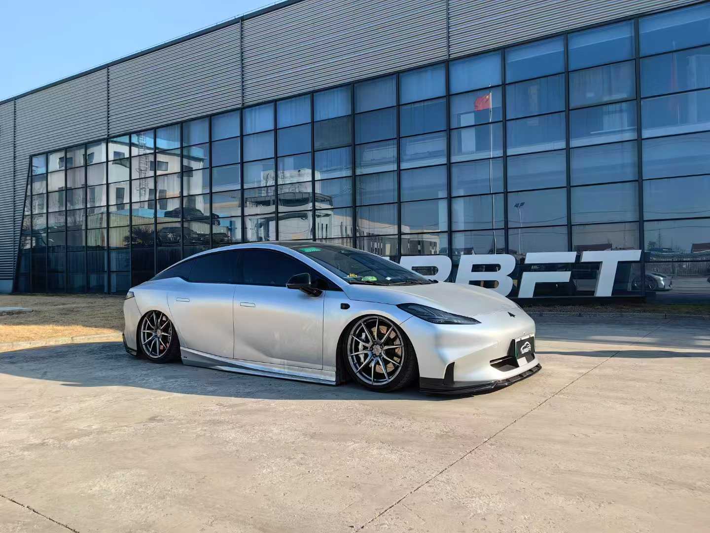 渴望降低昊铂 GT 车身，塑造独特风格？AIRBFT 适合吗？_搜狐汽车_搜狐网