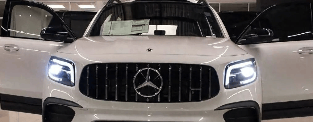 奔驰也＂跪了＂！GLB暴跌12万，EQC狂降40万，2.0T+190匹，豪华配置真香，宝马X5慌了！_搜狐汽车_搜狐网