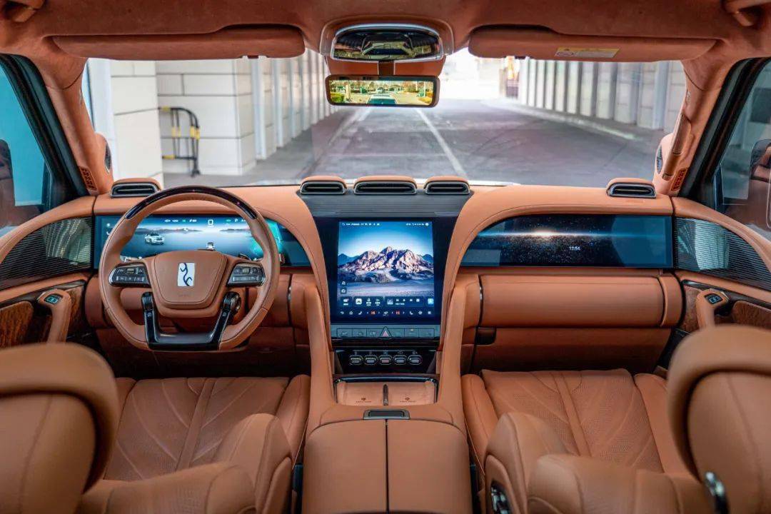 中国车牌面担当！1197马力的大型SUV，气势不输库里南？！_搜狐汽车_搜狐网