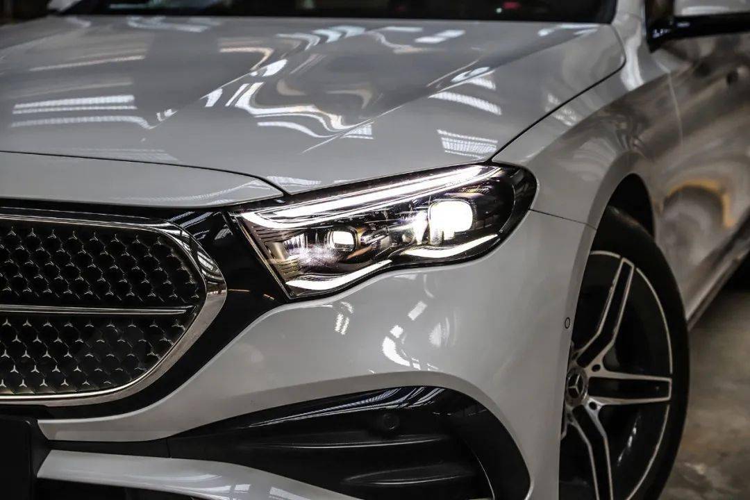 2.0T+9AT+6秒多破百！摩登内饰不输S级！开它返乡全家风光！_搜狐汽车_搜狐网