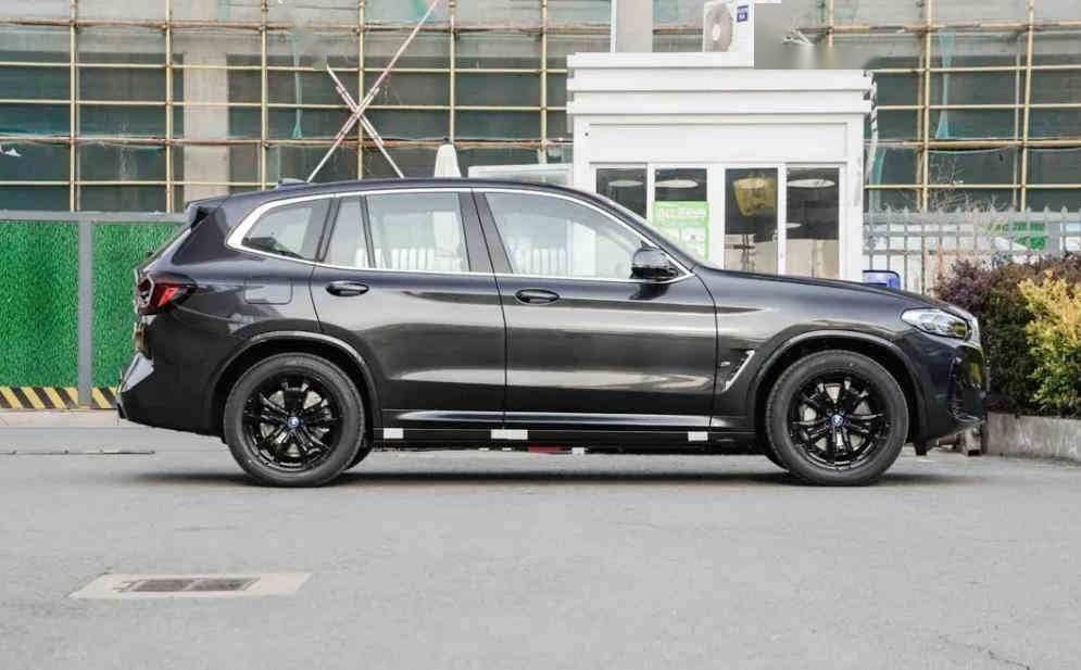 新款宝马iX3上市，换装采埃孚电机，续航里程降低，卖40.5万起_搜狐汽车_搜狐网