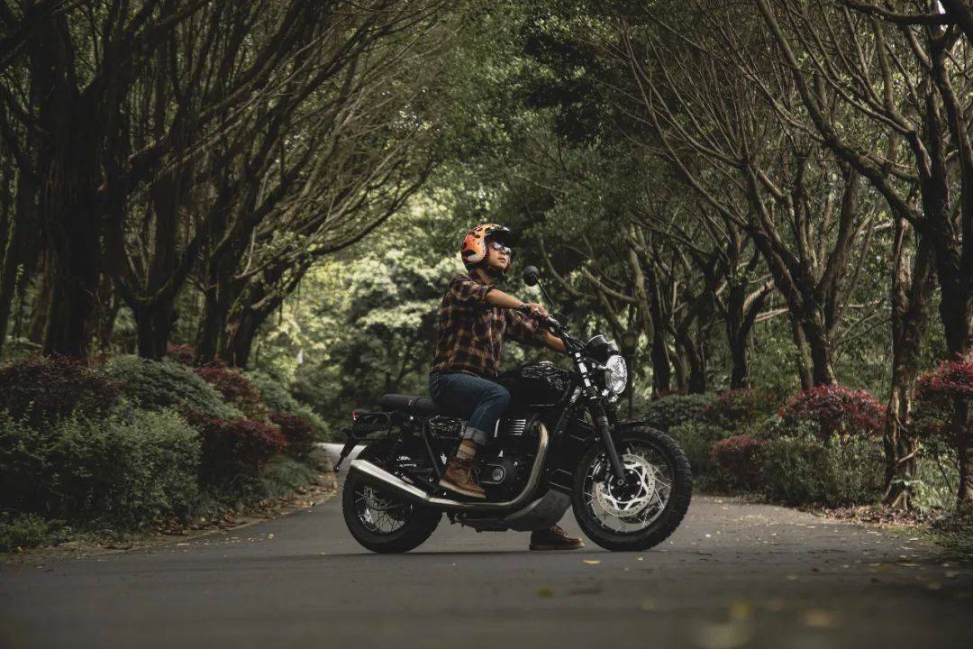 53800元， 高金发布GK1200穿越版，国产无对手_搜狐汽车_搜狐网