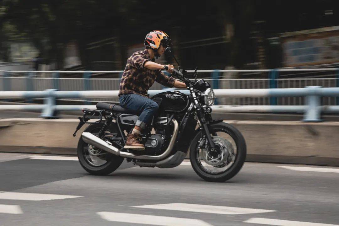 53800元， 高金发布GK1200穿越版，国产无对手_搜狐汽车_搜狐网