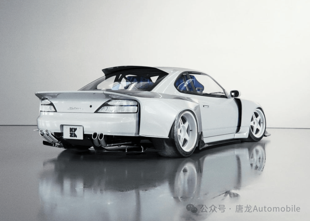 【改装图鉴】经典Nissan S15设计回归带入了全新的视觉领域，赋予了这款车更多的现代感和未来感。_搜狐汽车_搜狐网