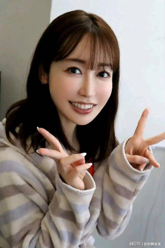 日本女优篠田优，演艺圈第一美臀，果然是名不虚传_大叔_身材_宅男