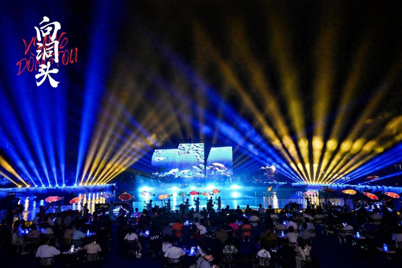 国内首部海上实景船体演艺秀《向洞头》热力开演_远航_海面_千年