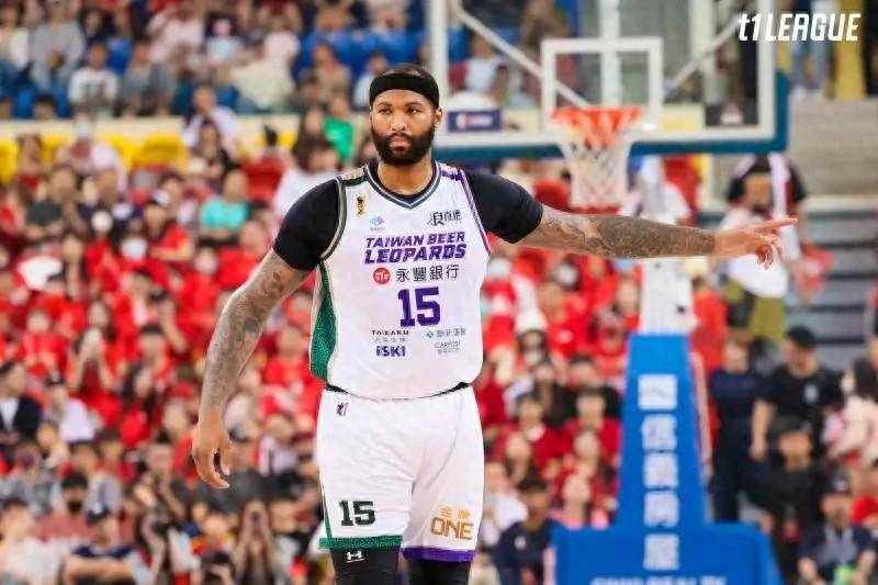 上赛季T1总决赛MVP！薛思佳：有超三联赛球队接触了考辛斯_效力_助攻_CBA