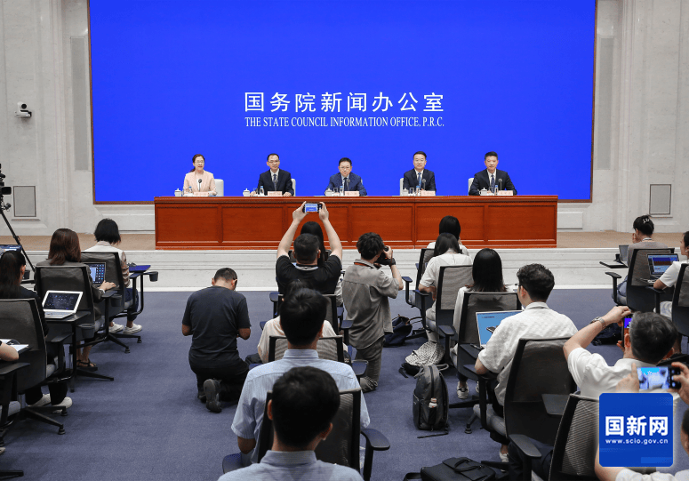 打造“投资中国”标志性展会 CIFIT: A Landmark Event for "Invest in China"_the