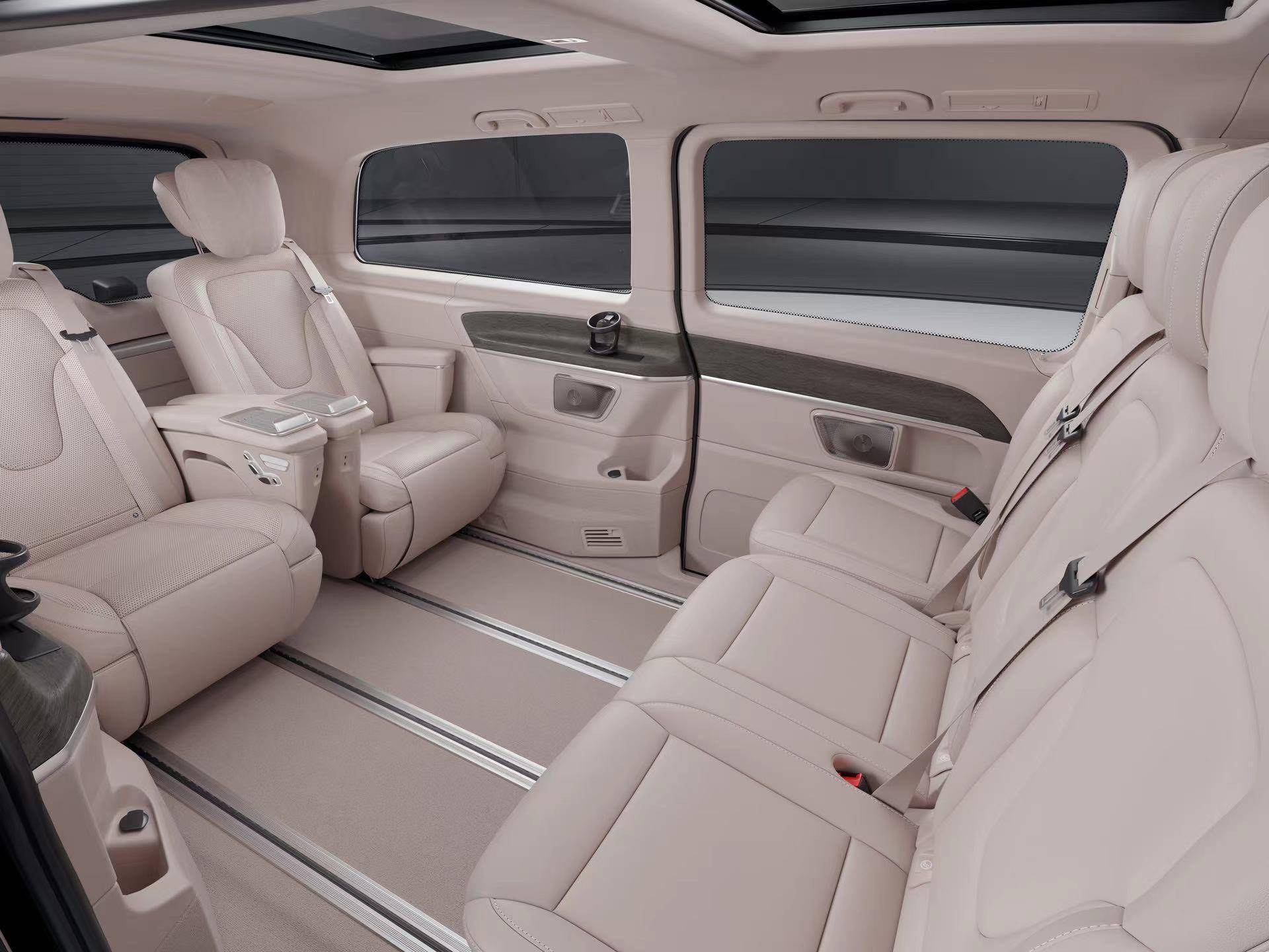 新一代奔驰V级MPV上市，49.68万元起售_搜狐汽车_搜狐网