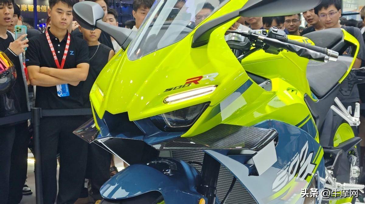 2024中国摩博会｜张雪机车品牌正式发布，首款四缸仿赛500RR亮相_搜狐汽车_搜狐网