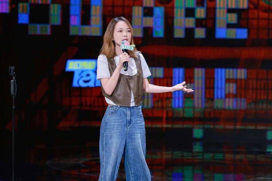 今年最扎心的脱口秀，戳痛所有东亚女孩_Echo_二姐_深圳