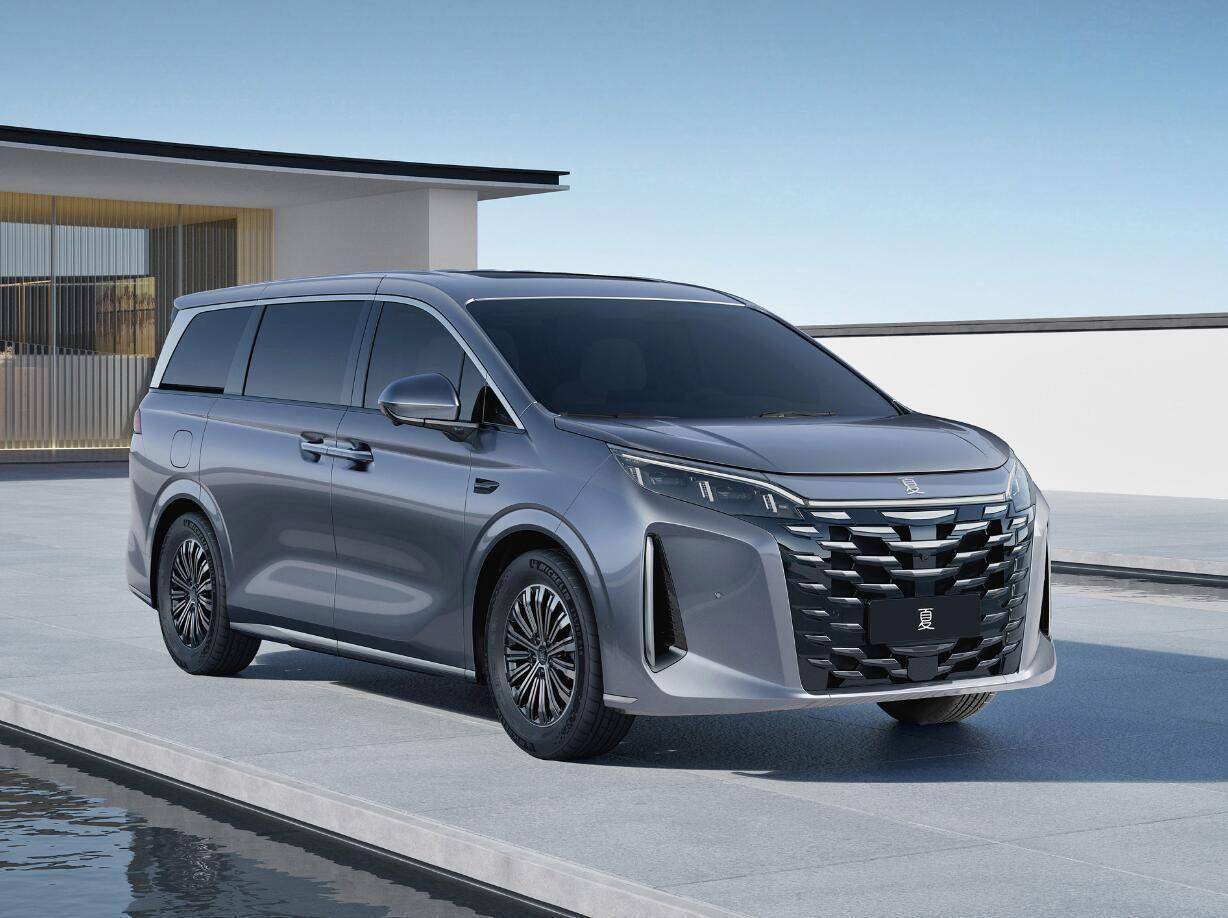 比亚迪夏豪华MPV亮相广州车展，预售30万起，中大型MPV市场再掀波澜！_搜狐汽车_搜狐网