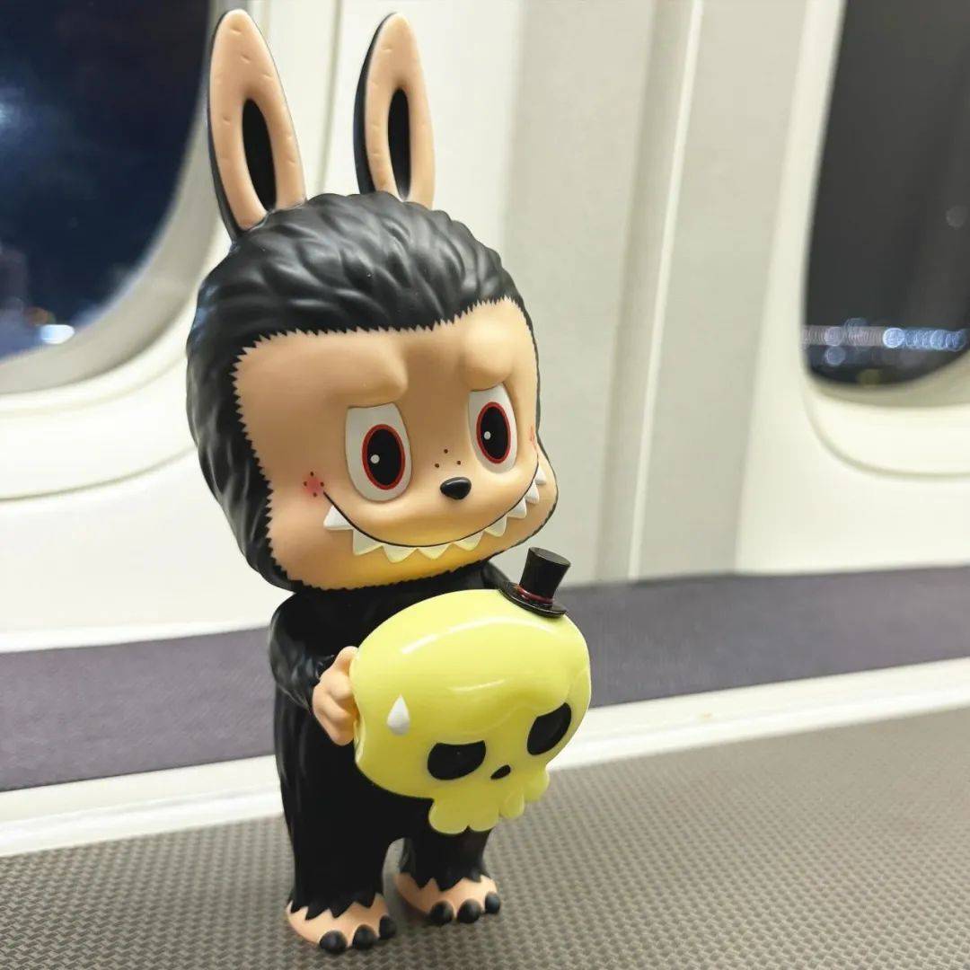 介绍下，她才是东南亚顶流女明星_Labubu_玛特_cr