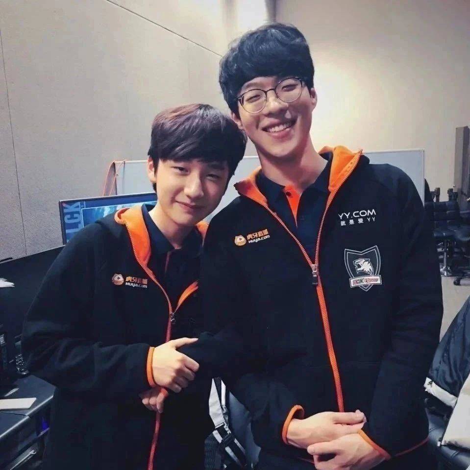 昔日S6顶级上单Smeb服役归来！或将回归到LCK圈子！_部队_世界最强_退役