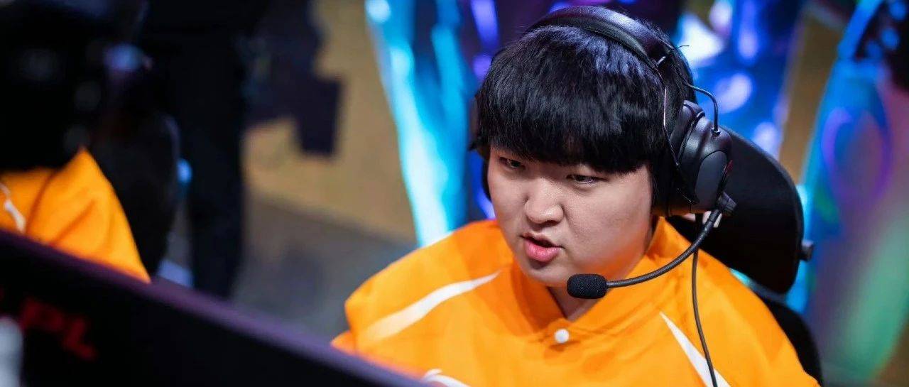 韩援怒喷OMG是傻X？韩网也怒了！知情人爆料：Moham不满输了比赛还放假_moham_队伍_调整