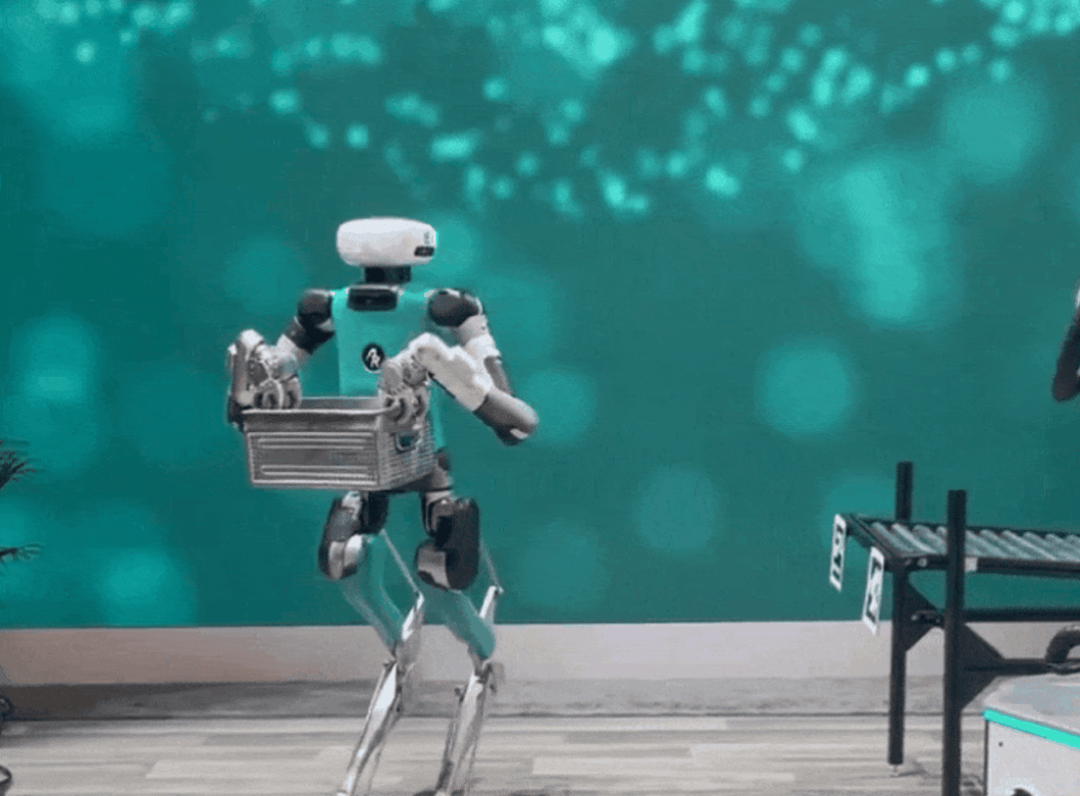 【智能前线】第20期：2025美国CES机器人特辑，人形机器人大爆发_Mirokai_服务_情感