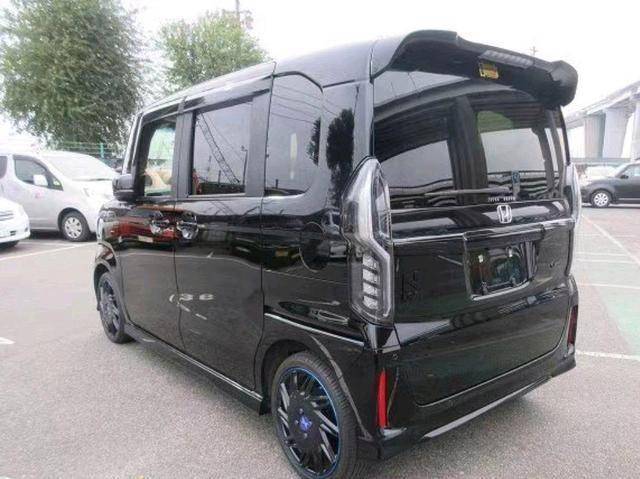 本田N-BOX：K-car新宠，空间魔法演绎极致舒适_搜狐汽车_搜狐网