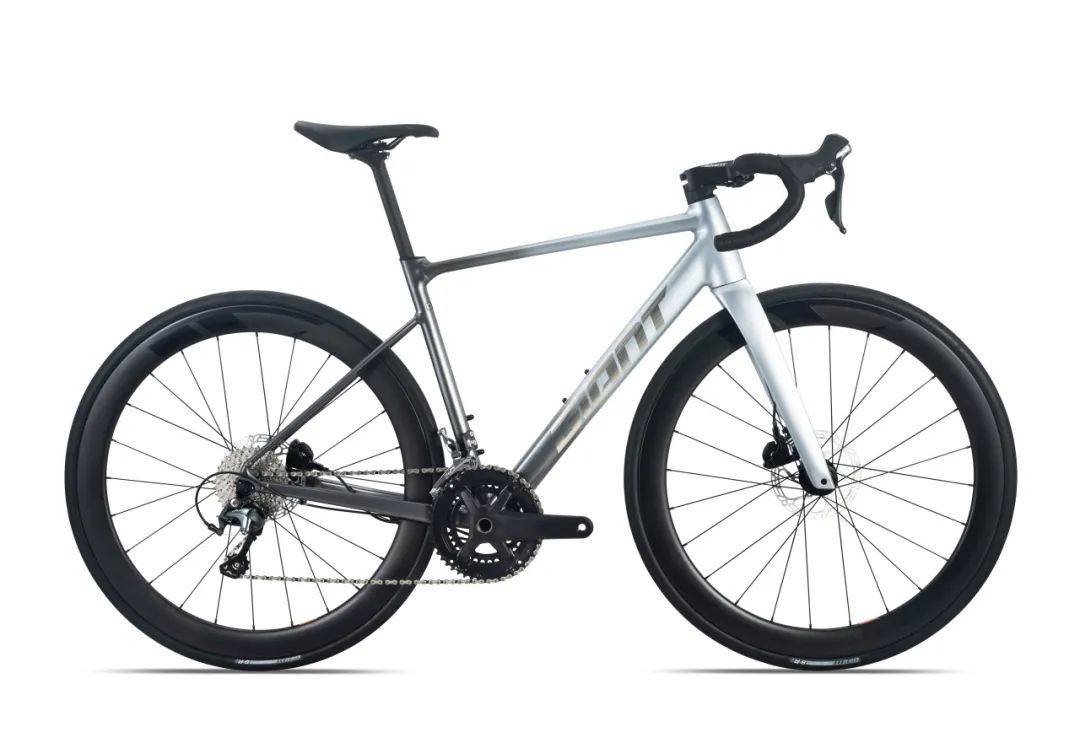 【GIANT/LIV上新】MY26 PCR LTD ＆ BELIV 系列颜色配置一览_搜狐汽车_搜狐网