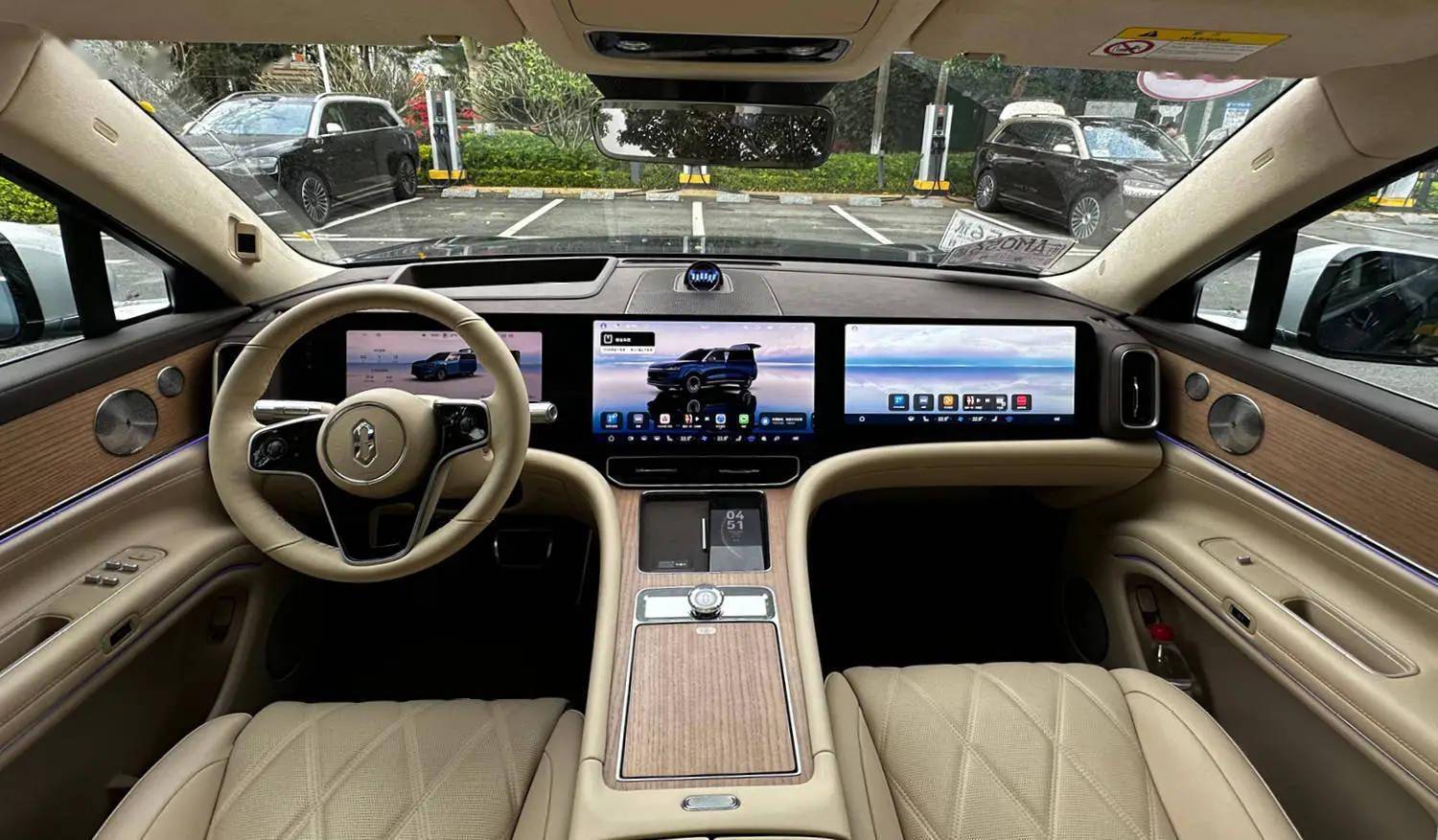 鸿蒙智行新车潮来：问界M9/M5 Ultra上市，享界S9预售31.8万起_搜狐汽车_搜狐网