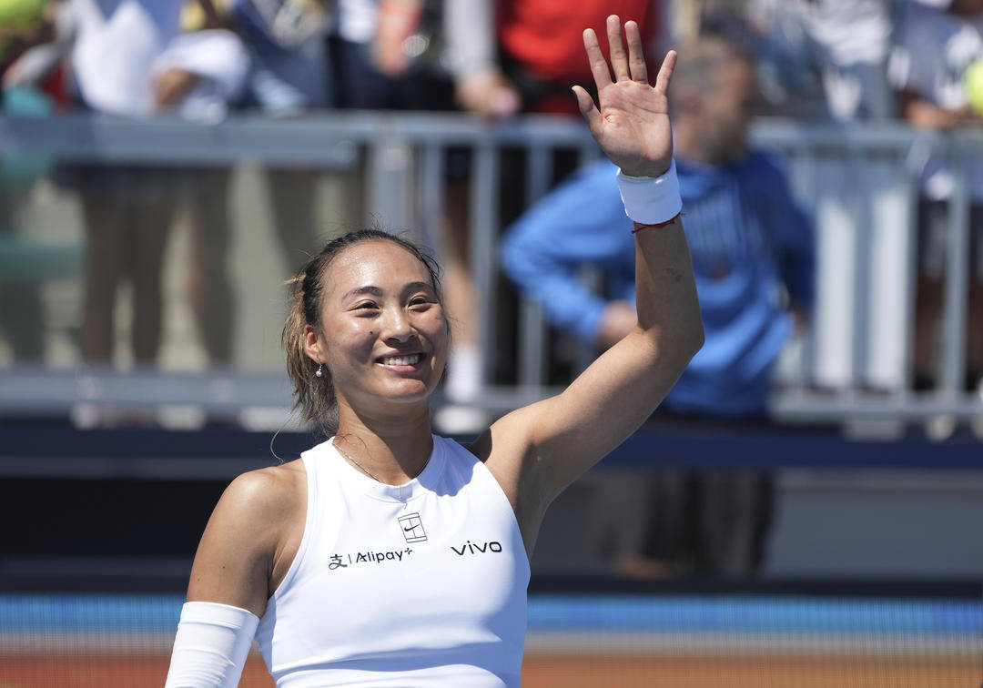 WTA迈阿密站|12记ACE球送走对手，郑钦文即时排名重回第八_比赛_胜利_训练