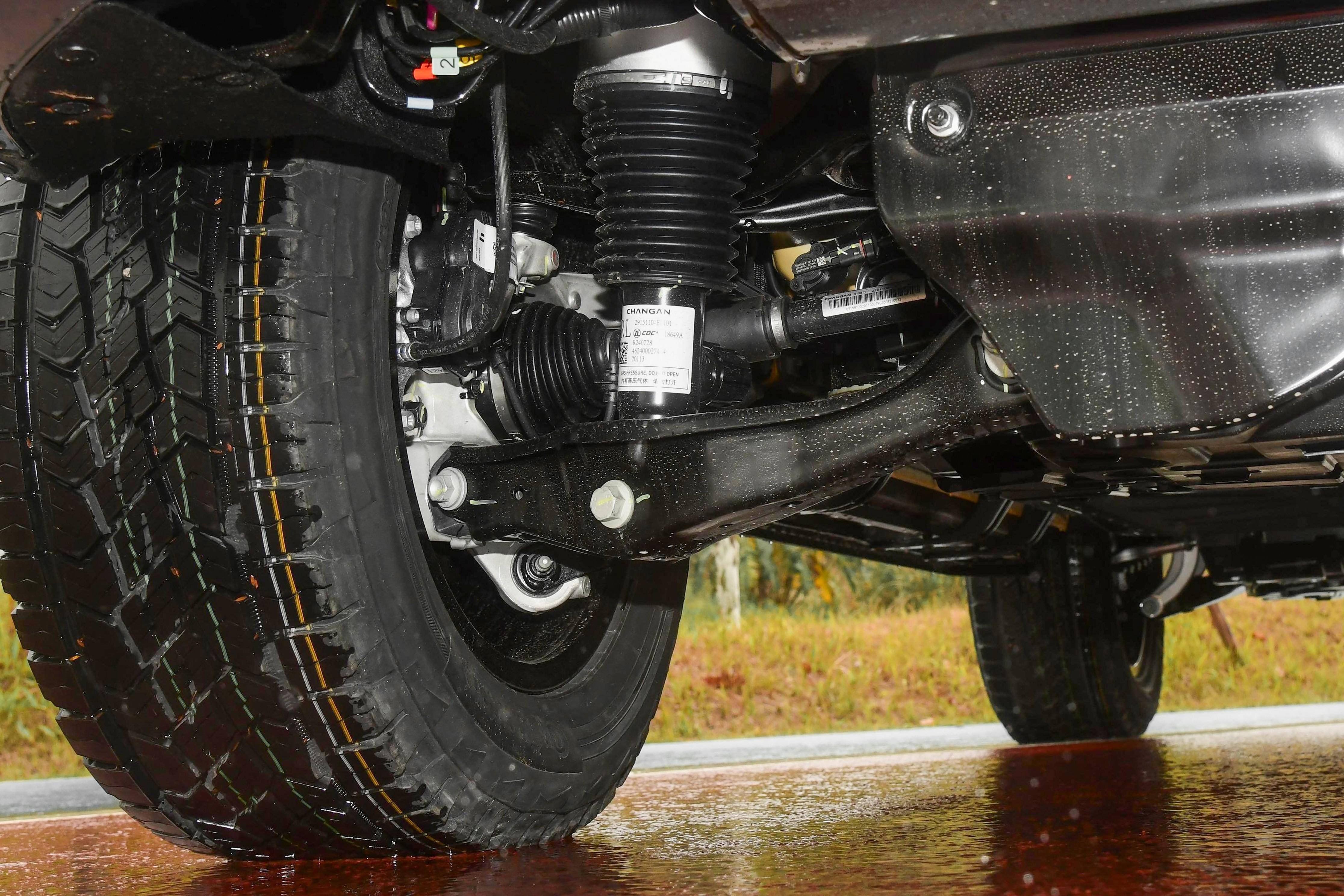 深蓝G318无忧穿越版强势来袭，大尺寸配双锁，顶配舒适体验如何抉择？_搜狐汽车_搜狐网