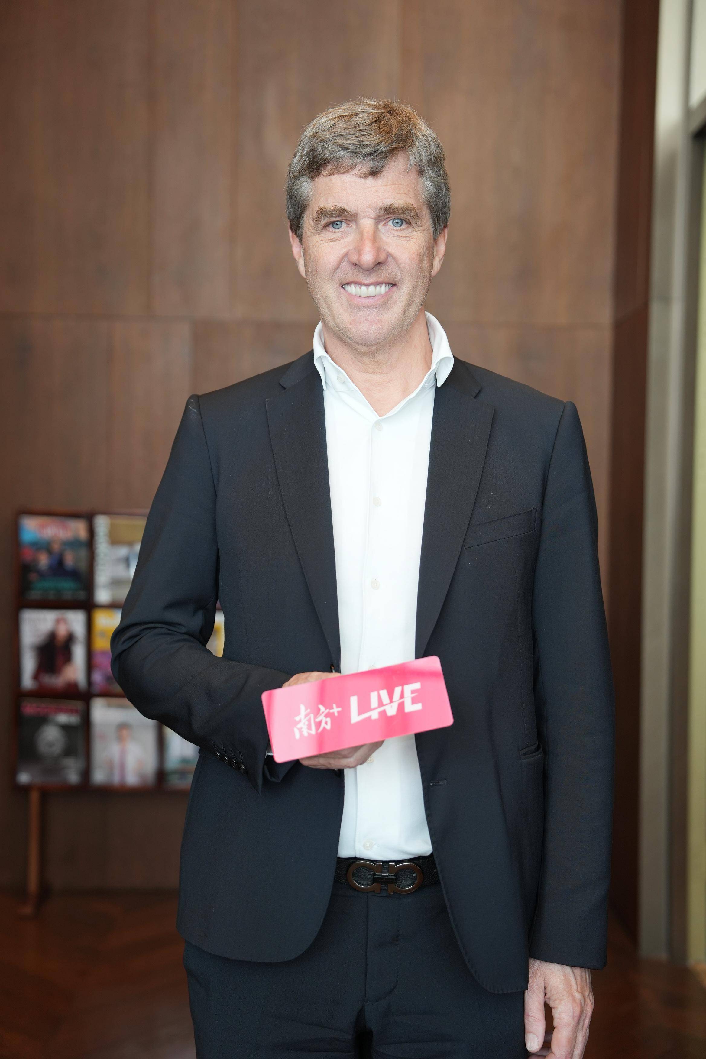 SUSE CEO：开源让中国开发者的创新和技术助力全球发展_Leeuwen_DeepSeek_人工智能