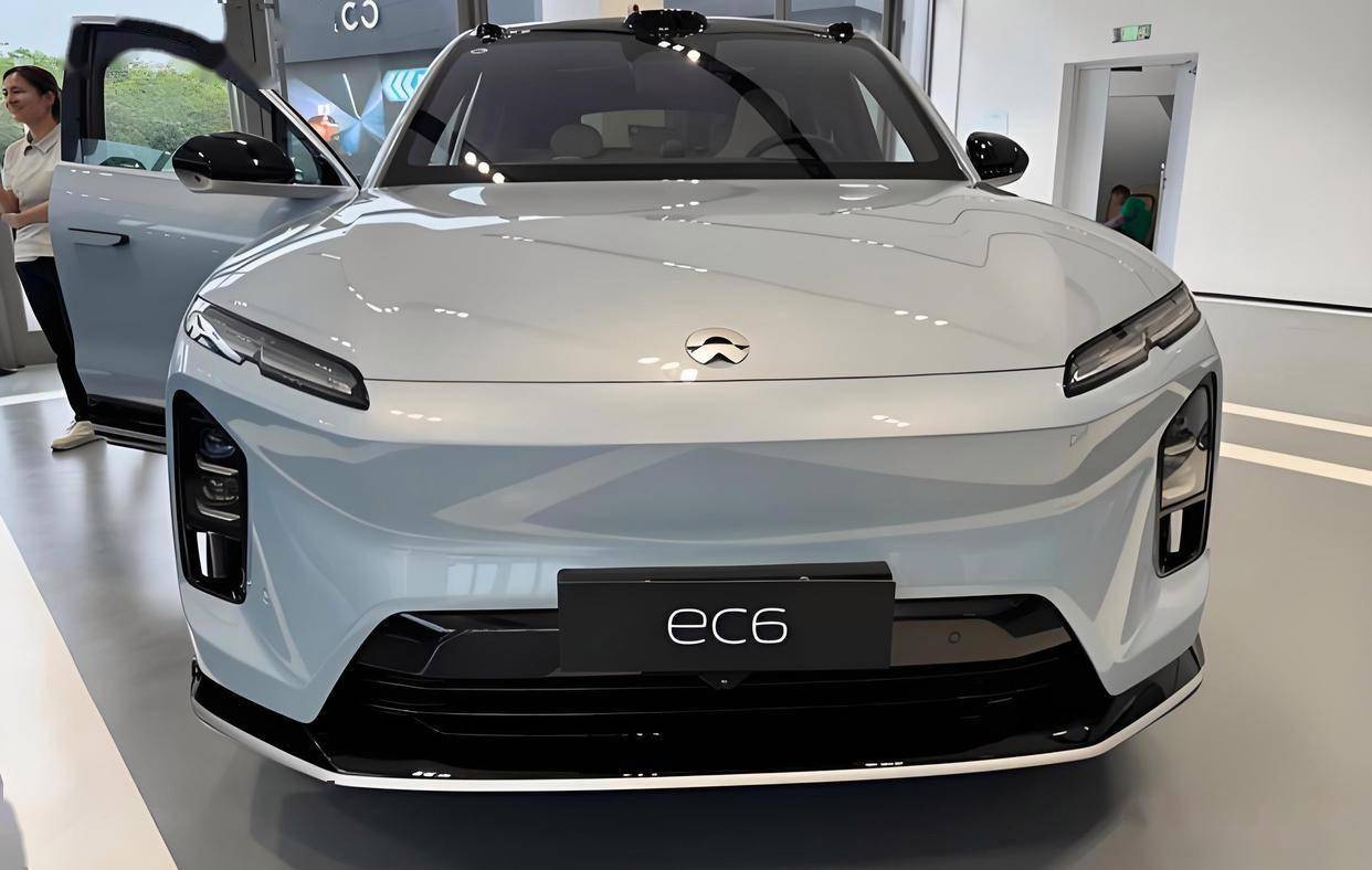 续航超900km！新款蔚来ES6/EC6曝光：内饰大改横向屏，价格不变_搜狐汽车_搜狐网