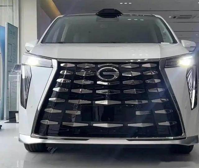 广汽传祺向往M8乾崑版，1200km续航+248km纯电，搭载华为智驾！_搜狐汽车_搜狐网