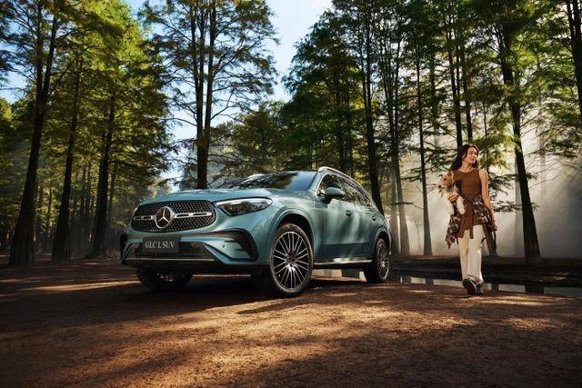 30万级豪华SUV对决：奥迪Q6 quattro纪念版VS奔驰GLC怎么选？_搜狐汽车_搜狐网