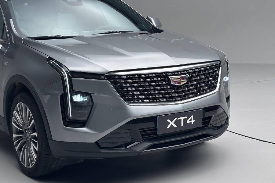 新款凯迪拉克XT4上市，15.99-18.99万全款，智能化升级能否吸引你？_搜狐汽车_搜狐网