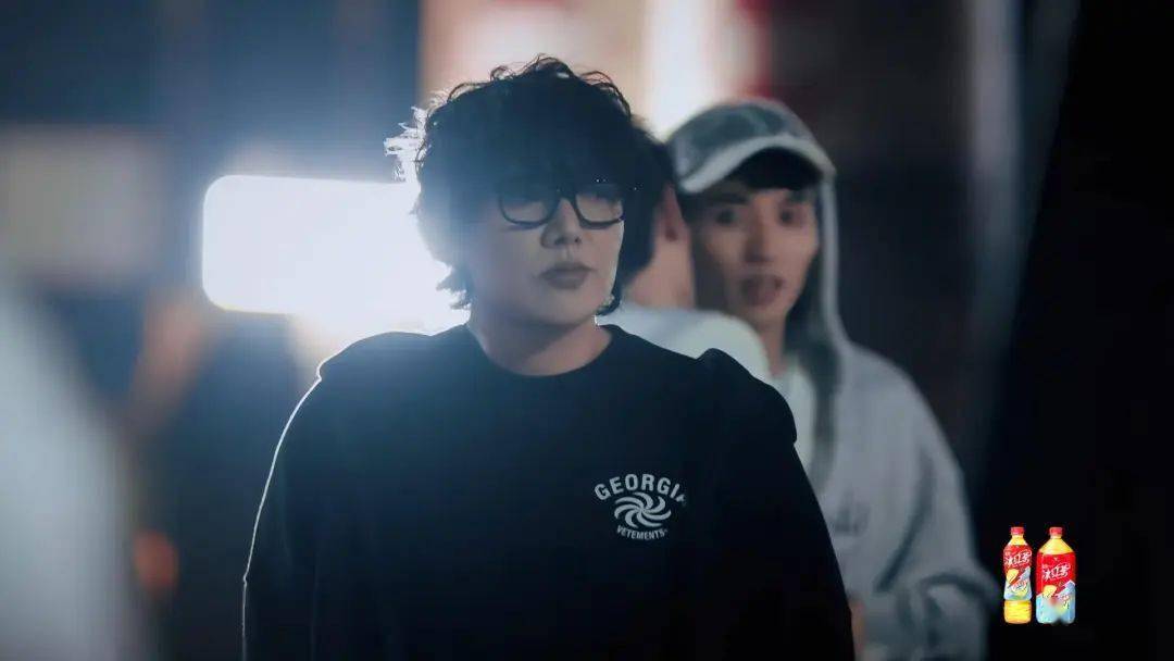 知名Rapper官宣复出！发文自曝地狱般的经历！_CreamD_rapper_新说