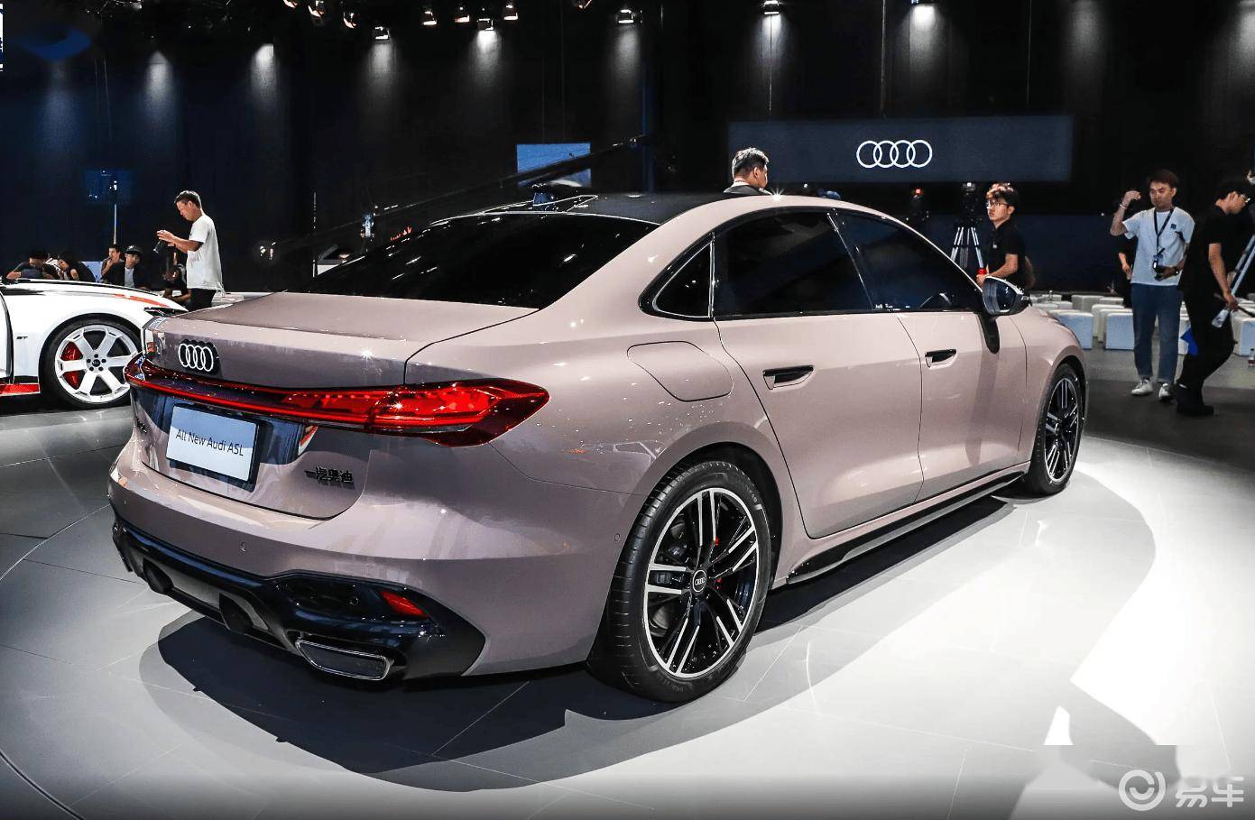 奥迪A5L新车上市，23.98万起售，智能化升级能否打动消费者？_搜狐汽车_搜狐网